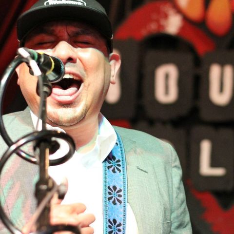 Chris Castaneda - Wednesday Singer-Songwriter "Pass The Boot"